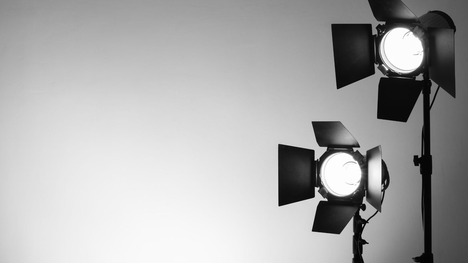 Mastering Art of Taking Front Light Photographs: Essential Gear and ...